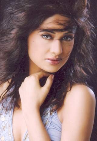 Ashima Bhalla - Biography, Age, Career, Family & More - Wikiunfold