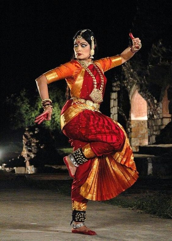 Sudha Chandran - Biography, Age, Career, Family & More | Wikiunfold